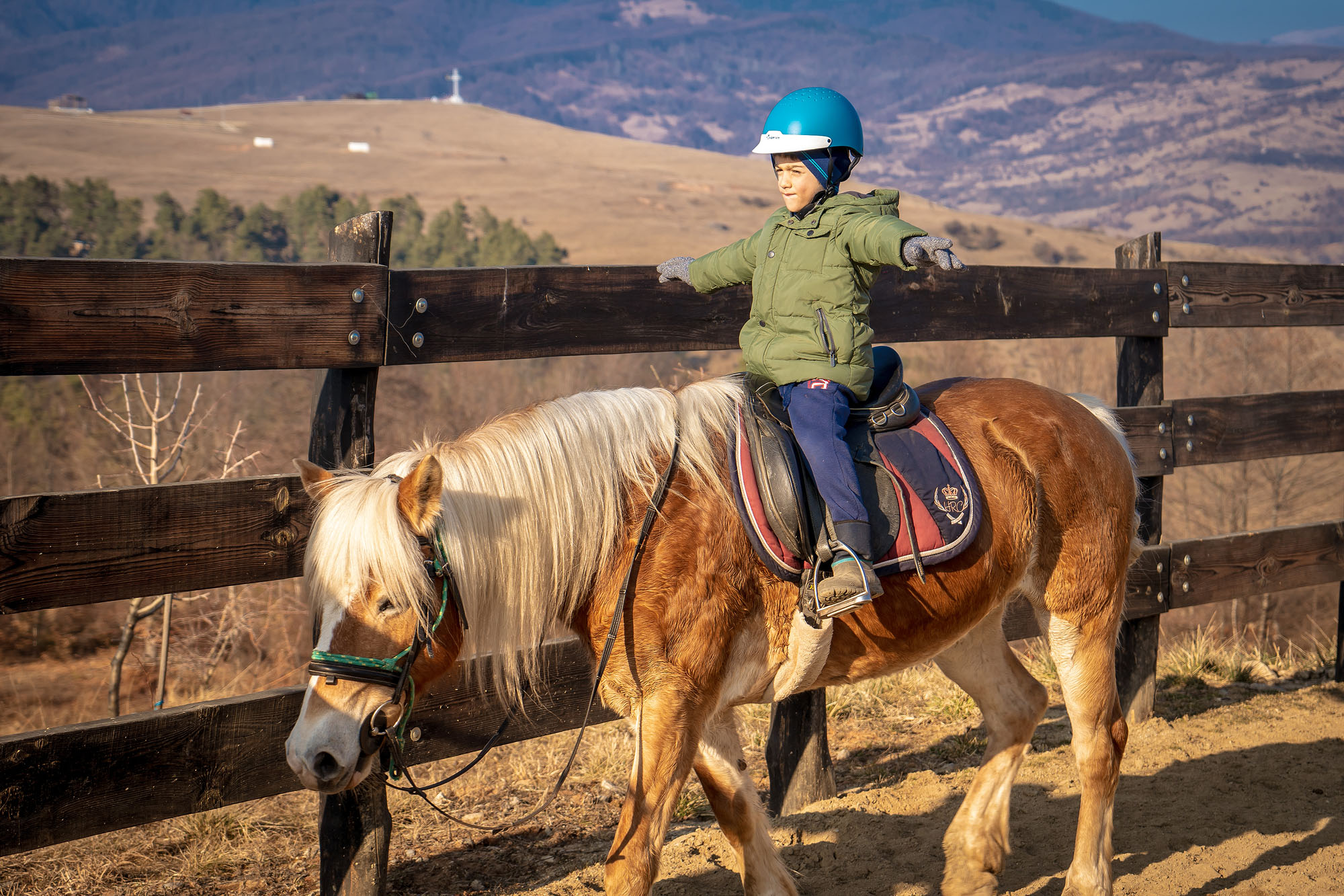 lectie calarie copii 3 - Potcoava Mountain Hideaway